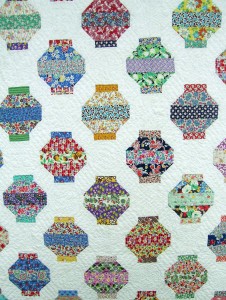 Lantern Quilt – Q is For Quilter
