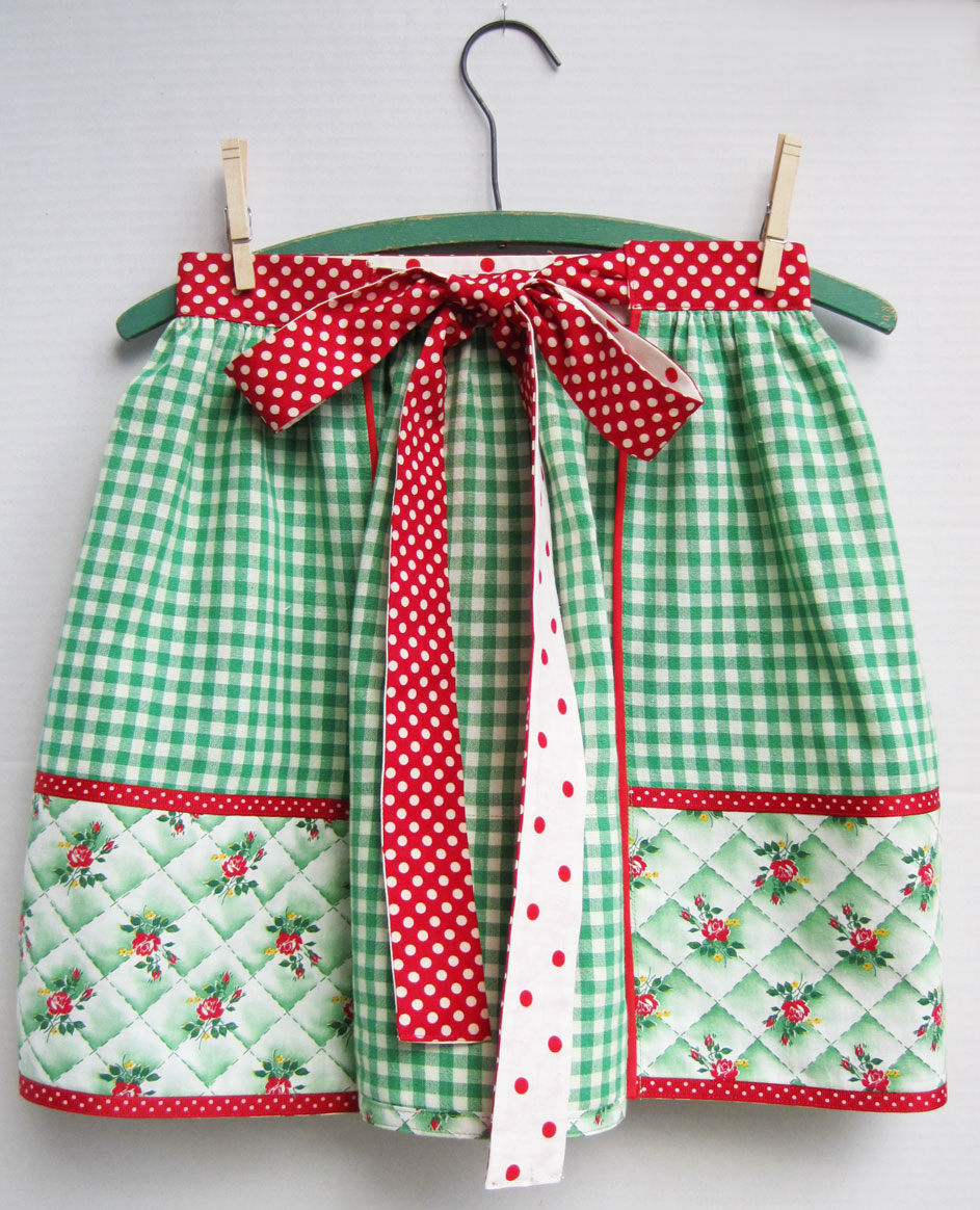 Vintage Green Fabric Aprons – Roses and a Border Print – Q is For Quilter