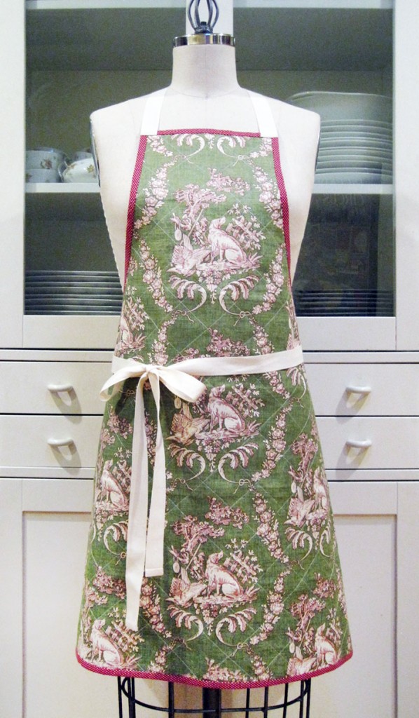 Aprons – Q is For Quilter